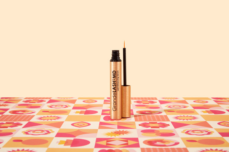 How To Apply GrandeLASH-MD – Grande Cosmetics